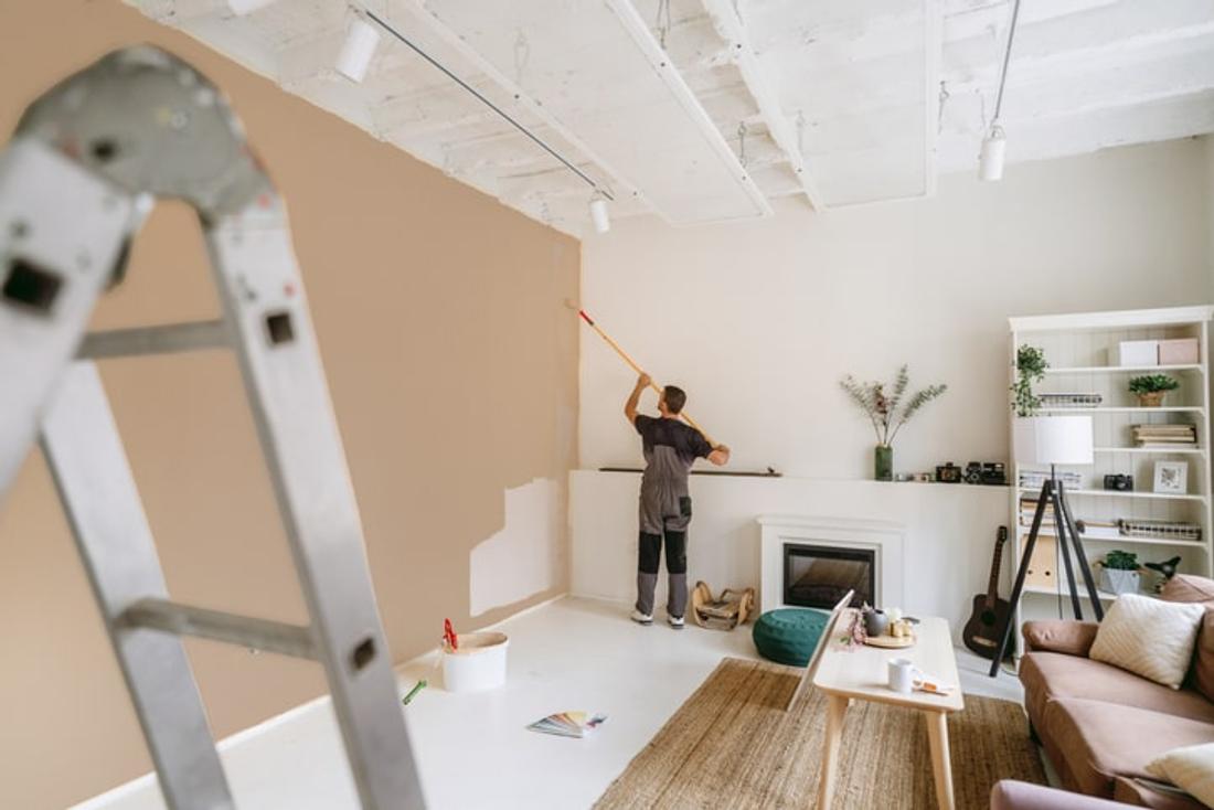 How to Paint a Rendered Wall - hipages