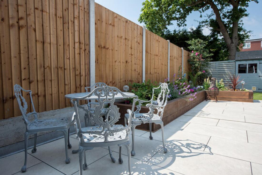 Affordable Fence Ideas for your Garden [2025]