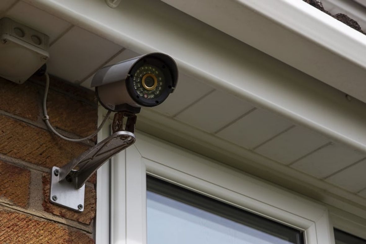 How much do home security systems cost? [2025]